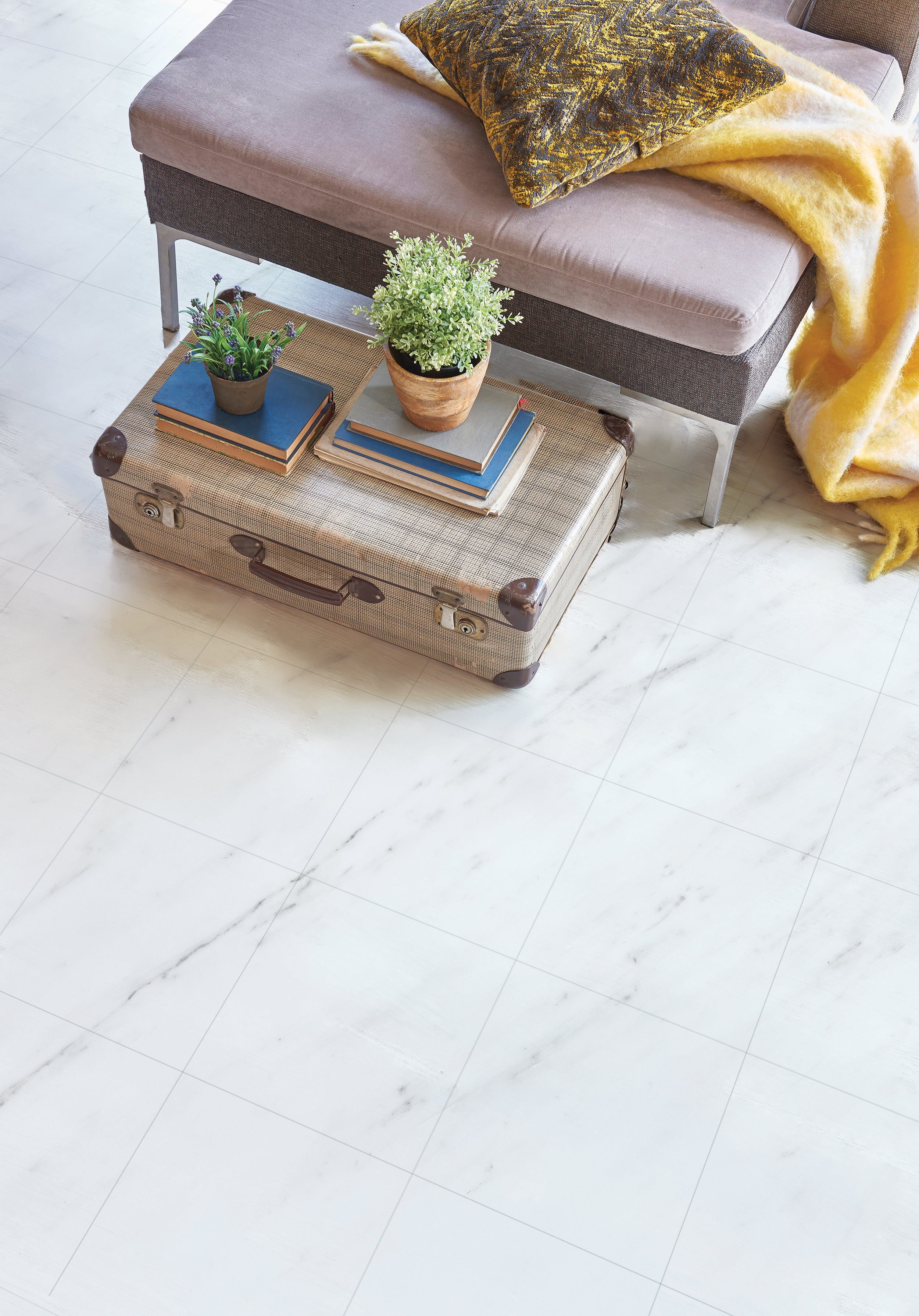 Peel and Stick Bianco Marble Vinyl Floor tiles - 12Pack
